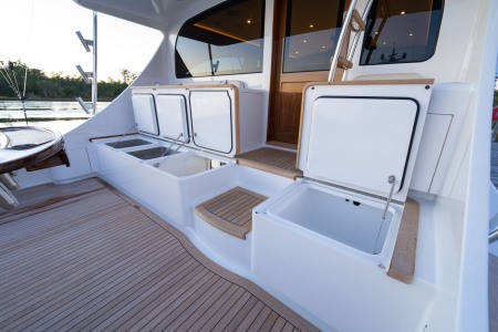 64' Rebelette - Jarrett Bay Boatworks