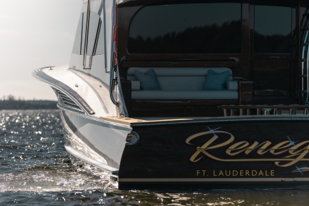 68' Renegade - Jarrett Bay Boatworks