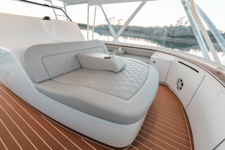 68' Renegade - Jarrett Bay Boatworks