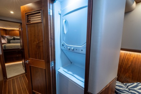 64' Rebelette - Jarrett Bay Boatworks